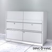 China Customized MDF Showroom Jewellery Display Cabinets for sale