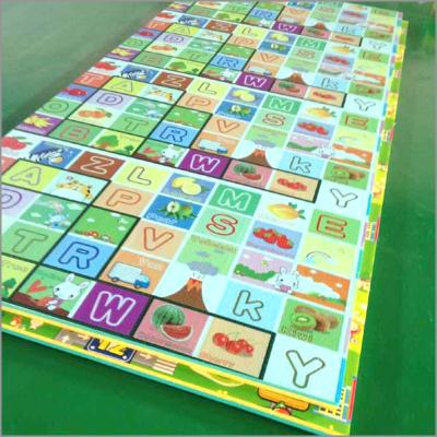 China Beach Floating Gymnastics Mat Non Extraneous Odour Beautiful Smooth Surface for sale