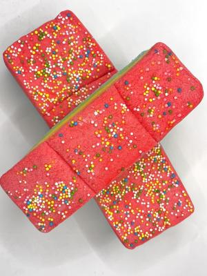 Cina Marshmallow Dreamcake Rainbow Swirls – Extra Morbidi, Super Soffici & 100% Felicità Zuccherina in vendita