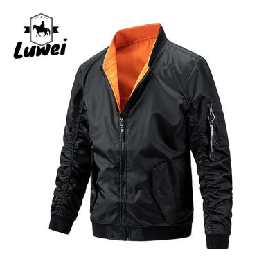 Cina Oem abbigliamento giacca invernale a prova di vento bombardiere utilitario poliestere tessuto motociclo giacca da collo per uomo in vendita