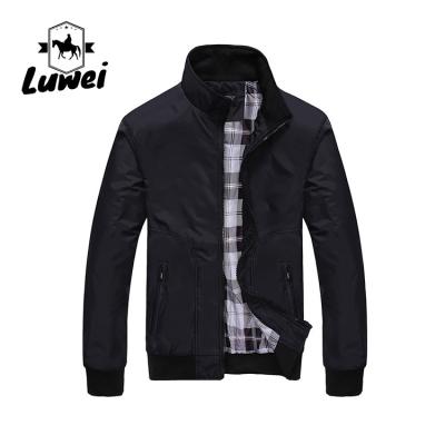 Cina 2022 Slim Zipper Men Bomber Stand Collar Utility Giacca a Vento Chaquetas Plus Size Coats Giacche e cappotti da uomo in vendita