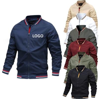 Cina Bombardiere invernale professionista Outdoor Trend Softshell Utility Abbigliamento sportivo Colletto sottile Uomini Giacche calde in vendita
