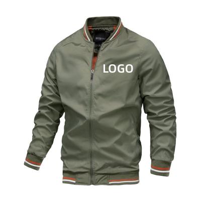 Cina Custom New Design Classic Winter Flight Man Bomber Jacket Tessuto Stampato Rivestito Smart Casual Stampato Jacket per l'estate 3-7 giorni in vendita