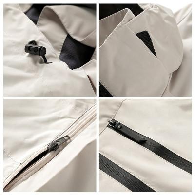 Cina Giubbotto impermeabile per golf abbigliamento esterno cappotto impermeabile abiti da pioggia OEM tasche nero nylon softshell giacca per uomini in vendita