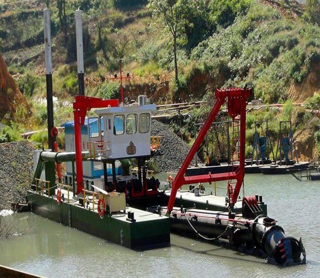 Full Hydraulic 12 Inch Cutter Suction Sand Dredger