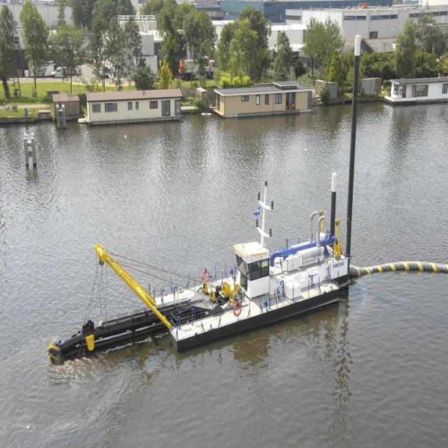 Siemens PLC 6inch Cutter Suction Mud Dredger with Low Price