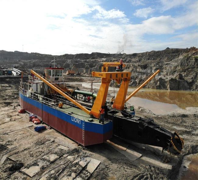 Diesel Engine 20 Inch Cutter Suction Dredger with Hydraulic System