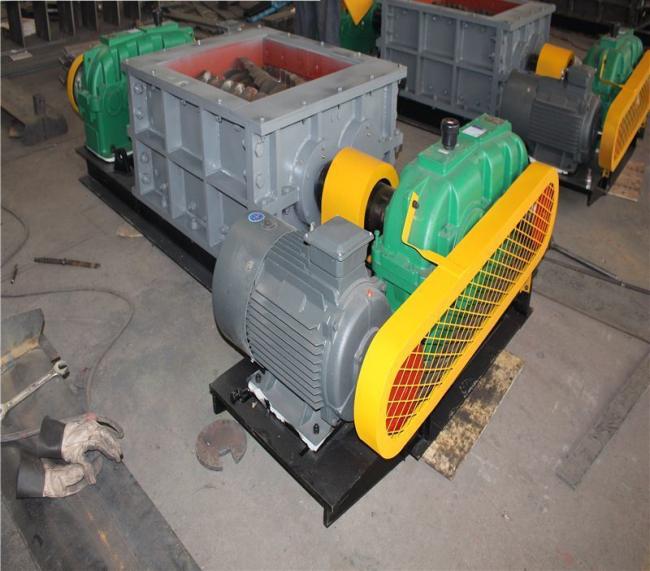 Resonable Design Used Tire Shredder with Alloy Steel Blade