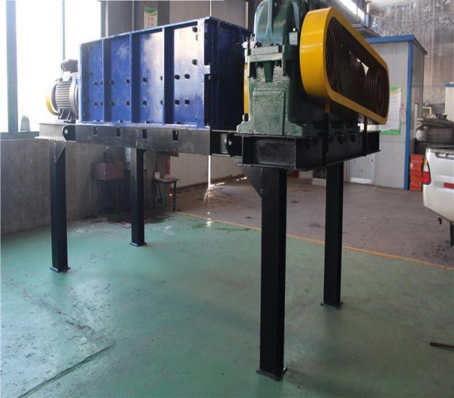 Resonable Design Used Tire Shredder with Alloy Steel Blade