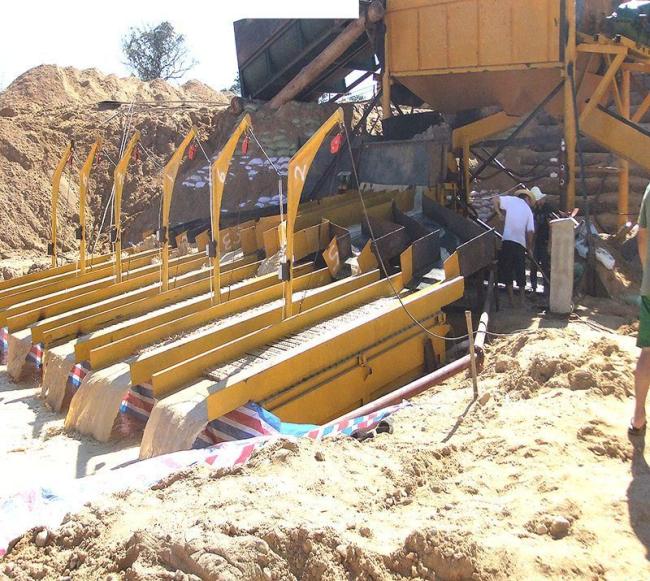 Land Gold Diamond Mining Machinery with Agitation Chute and Jigging