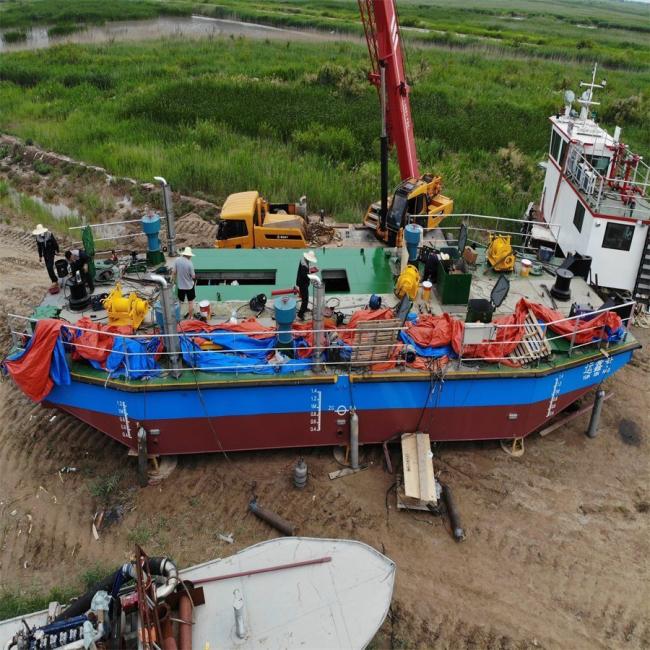 Drag Service Working Boat with Hydraulic Deck Crane