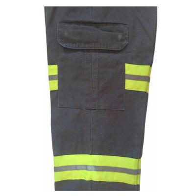 Cina Pantaloni da lavoro per la visibilità esterna Pantaloni da pioggia di sicurezza con 2 tasche in vendita