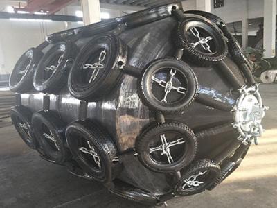 Cina Cuscino ammortizzatore riempito di gomma piuma 500mm*1000mm del terminale militare del porto di Beierte in vendita