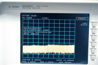 중국 오래가는 벤치탑 RF 스펙트럼 분석기 키사이트 애질런트 8562EC 판매용