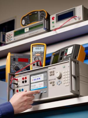 Chine Résistance d'isolation multi de calibreur de fonction du flet 5320A flexible à vendre