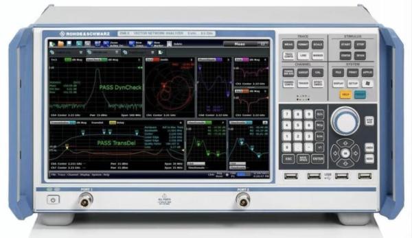 Rohde et équipement de test utilisé par ports de l'analyseur de réseau de vecteur de Schwarz ZNB8 2