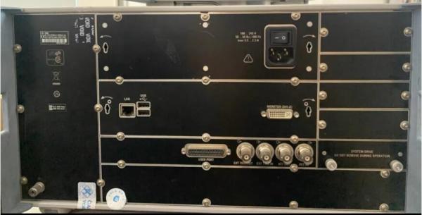 Rohde et équipement de test utilisé par ports de l'analyseur de réseau de vecteur de Schwarz ZNB8 2