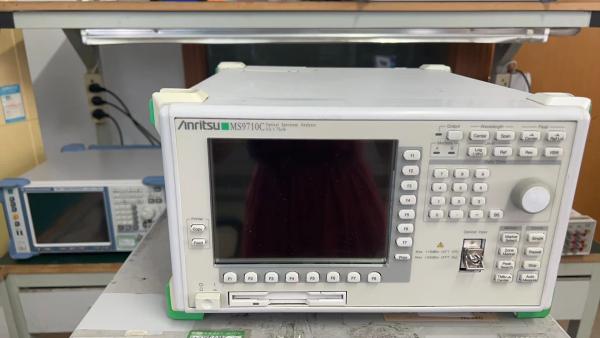 MS9710C Anritsu analyseur de spectre longue longueur d'onde 0,6-1,75 μm,50 pm