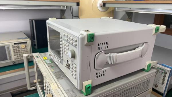 MS9710C Anritsu analyseur de spectre longue longueur d'onde 0,6-1,75 μm,50 pm