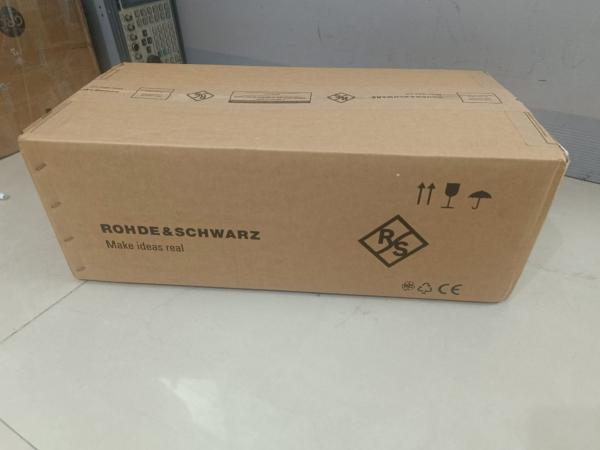 Rohde And Schwarz Scope Rider Handheld Oscilloscope RTH1004  60 MHz To 500 MHz