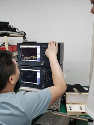 Chine Analyseur de réseau vectoriel de paillasse abordable Keysight E5063A avec jeu de test à 2 ports et plage de 100 kHz à 18 GHz à vendre