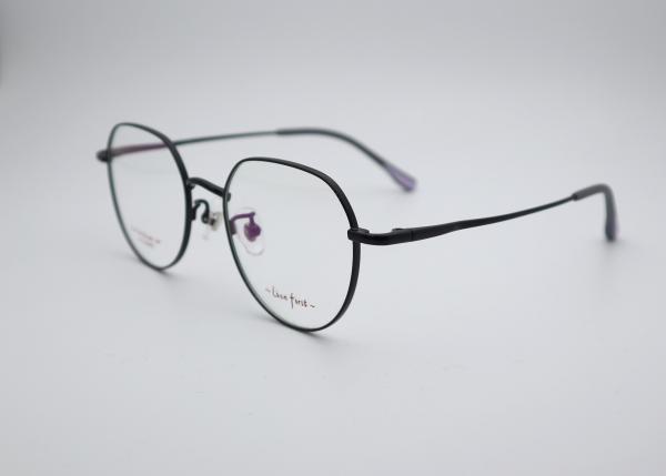 Quality High Toughness Full Rim kids' Bate Titanium Optical Glasses LF 2006 for sale