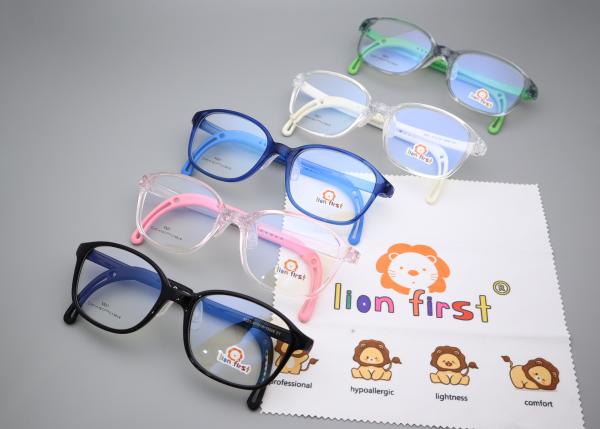 Quality Adjustable Nose Pads Kids TR And Silicone Eyeglasses Glasses LF 5521 for sale