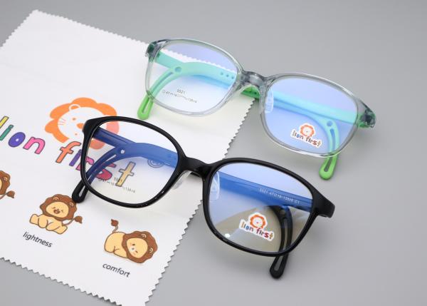 Quality Adjustable Nose Pads Kids TR And Silicone Eyeglasses Glasses LF 5521 for sale