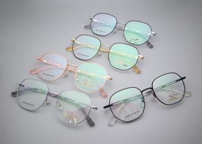 Cina Occhiali da vista in metallo per uomini Facce di centro commerciale Unisex eccellente Full Rim Occhiali da vista in metallo Design elegante in vendita