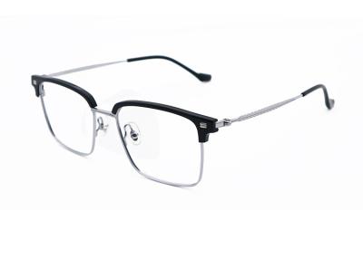 China Lightweight Comfort Pure Titanium Eyeglasses Rectangular Frame for sale