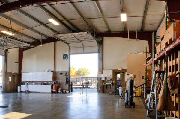 Quality Single Storey Painted Peb Steel Building Structure With Customizable Insulation for sale