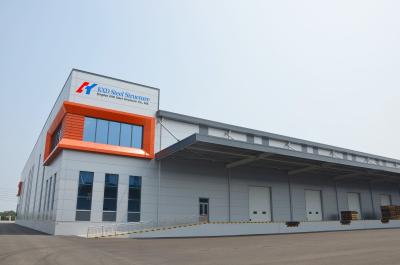 China Hurricane Resist Prefabricated Steel Frame Building Metal Warehouse Hangar Office Worshop for sale