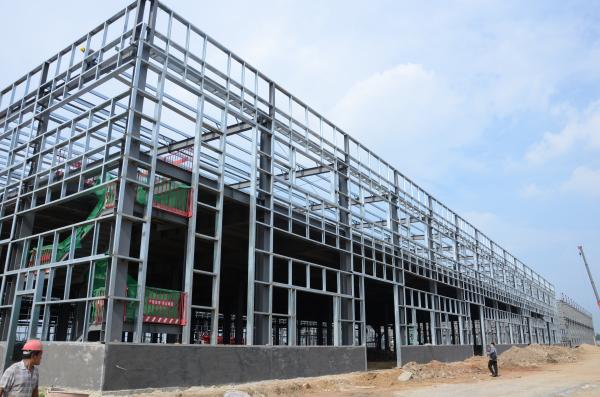 Quality Modern Q235 Q355 Steel Structure Building Customized With Sandwich Panel Roof for sale