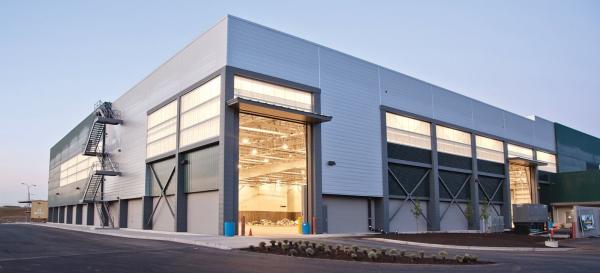Quality Prefabricated Steel Structure PEB Building Construction Ceramic Tile Factory for sale