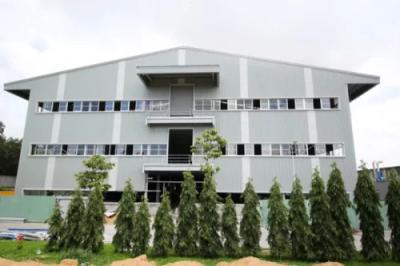 Cina Capriata metallica zincata prefabbricata in acciaio leggero per edifici scolastici, residenziali e ospedalieri in vendita
