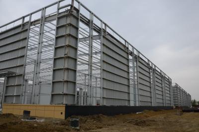 China Pre-engineered Anti Corrosion Steel Structure Frame Industrial Warehouse Workshop With Certification for sale