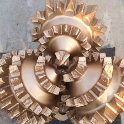 中国 251mmの製造所の歯の穴あけ工具、青い採鉱のTriconeビット単層のゴム製 シール 販売のため