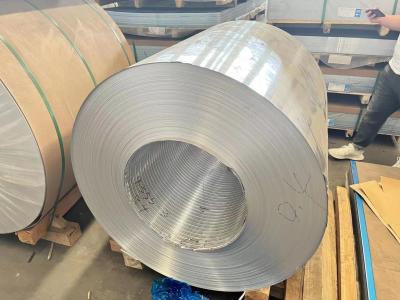 Cina Pellicola di PVC protetta da pellicola della serie 6000 Rollo di alluminio di grado 1,2 mm Spessore bobina di alluminio 6061 Per cornici di macchine industriali in vendita