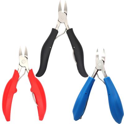 Cina Right Handed Scissors Customized Logo Colorful ABS Plastic Handle Stainless Steel Nails Dead Cuticle Nail Clippers Peel Skin Scissors Nail Nipper in vendita