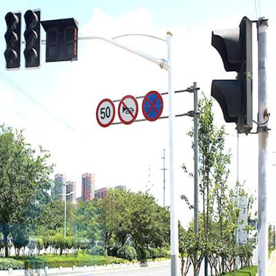 China Forma de polo de sinal 7 da rua do aço carbono Q235 para a estrada da estrada à venda