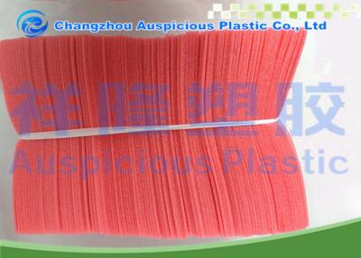 China Verschiedene Farbdünne Schaum-Blätter, schützendes Verpackungs-Schaum-Rollenverpackenkissen zu verkaufen