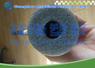 Cina Pre isolamento rotondo del tubo della schiuma del polietilene della fessura per il di tubo di rame o 1/4 di 1/2 del ferro in vendita