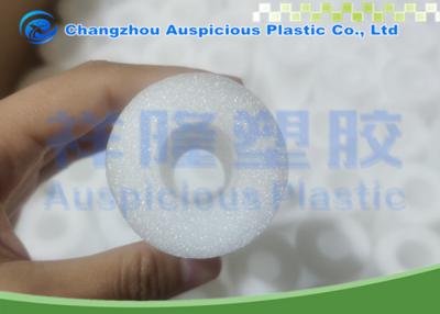 China tampas ocas 50mm brancas da tubulação da espuma do polietileno de 1.96in à venda