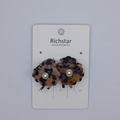 China Various Shapes and Designs Acrylic Claw Clip with Leopard Print Effect for sale