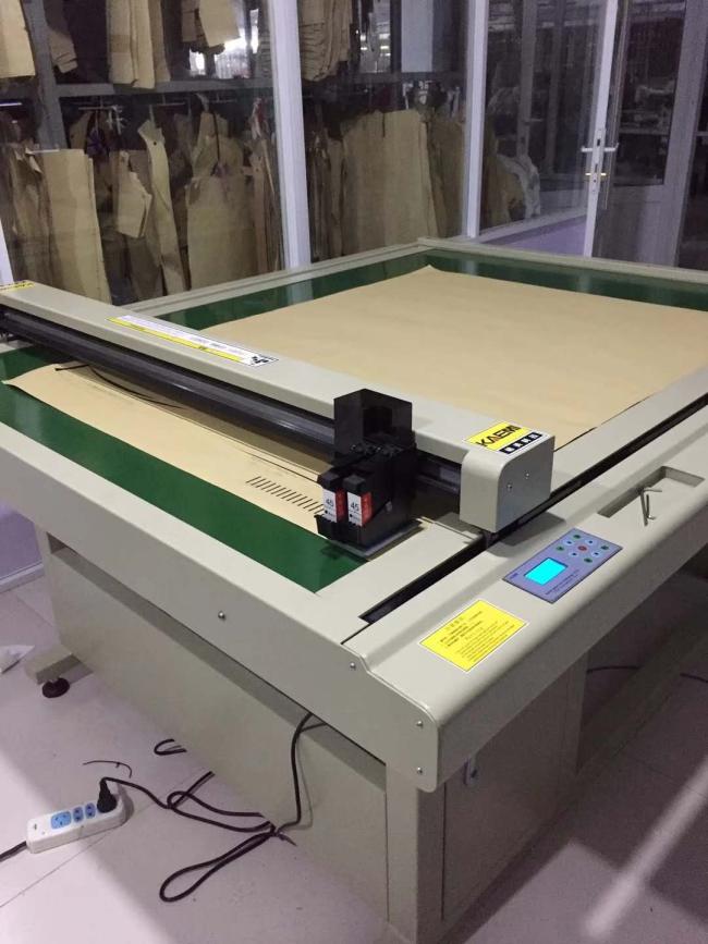 Cutting Precision Demonstration