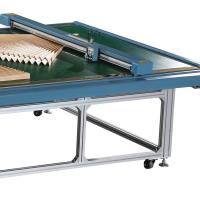 China Paper Scoring Pleating Cutting Plotter Garment Pattern Cutting Plotter 2-3mm Thickness for sale