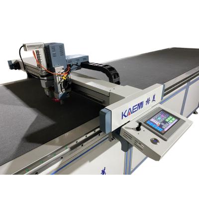 China Máquina automática de corte digital 2516 CNC para el corte de tejidos de prendas de vestir en venta