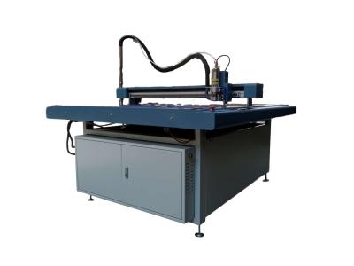 中国 Multilayer Acrylic Garment Driller CNC Router for Accurate and Fast Template Cutting 販売のため