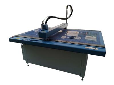 中国 Multilayer Acrylic Garment Driller CNC Router for Accurate and Fast Template Cutting 販売のため