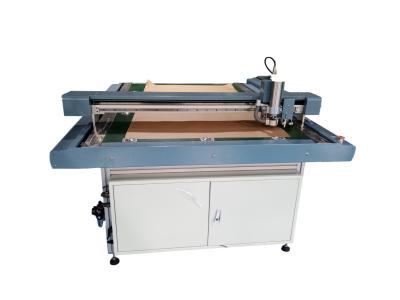 Cina KAEMI PVC Epoxy Resin Board Routing Cutting Machine con telaio blu telaio argento in vendita